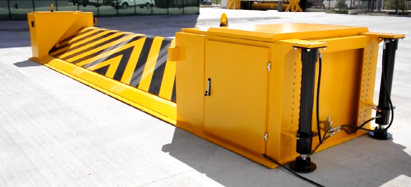 11 Speed Demon Traps You WON'T Believe! These Cop Gadgets Are INSANE ...